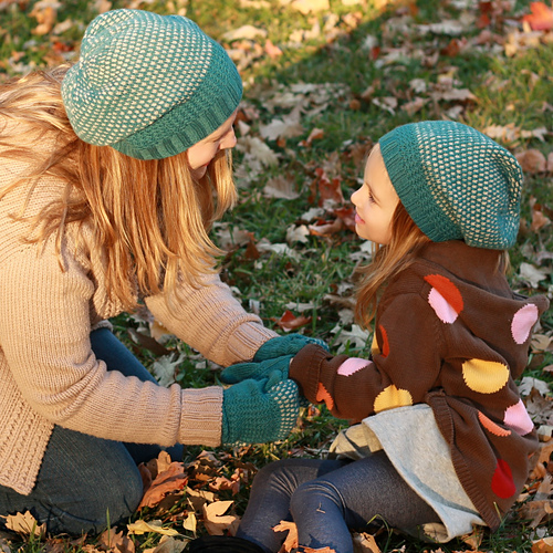 Ravelry: Wicker Park Slouch Hat & Mittens pattern by Nicole Montgomery