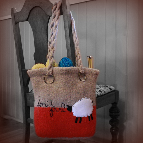 Ravelry: Knit Purl Knitting Project Bag pattern by Nicole Montgomery