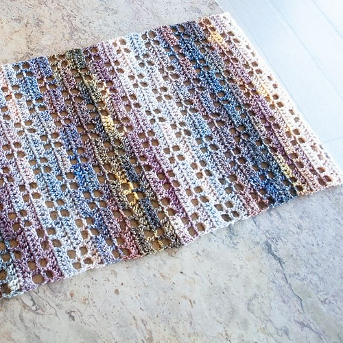 Ravelry: Sunset Table Runner pattern by Suzanne Carlson