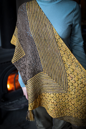 Ravelry: SEPIA SHAWL pattern by Comfort Zone Knits