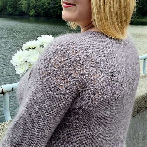Ravelry: MAGGIE pattern by Comfort Zone Knits