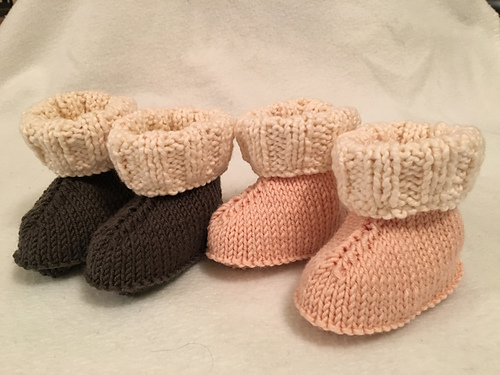 Ravelry: Baby Hug Boots pattern by marianna mel