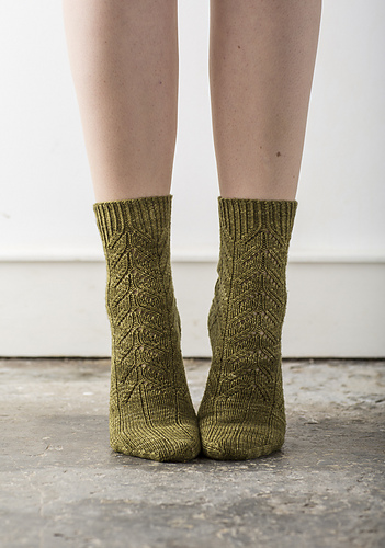 Ravelry: Crenate pattern by Rachel Coopey