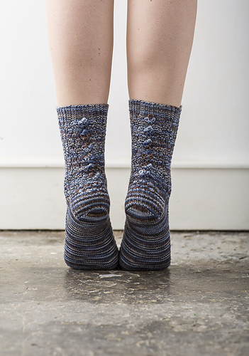 Ravelry: Bella Socks pattern by Rachel Coopey
