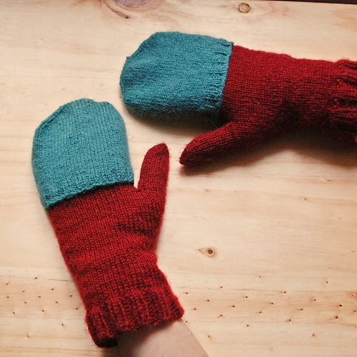 Ravelry: little mitts pattern by ema marinescu