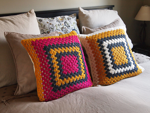 Ravelry: Square Cushion pattern by Sarah London