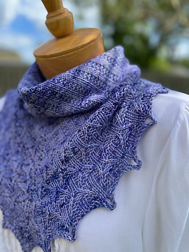 Ravelry: Colonel Cowl pattern by Corrina Ferguson
