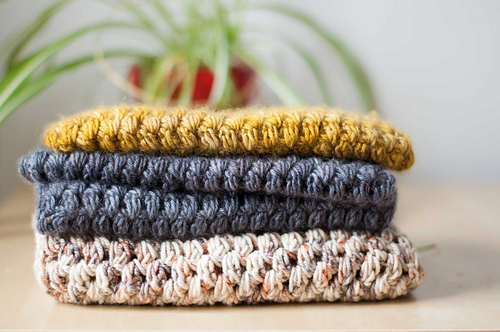 Ravelry: Faux-chet Cowls pattern by Laura Chau