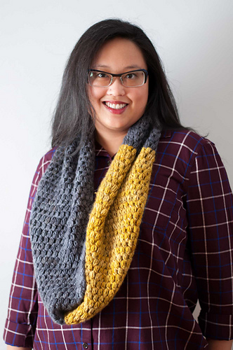 Ravelry: Faux-chet Cowls pattern by Laura Chau