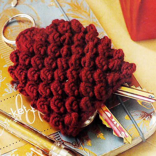 Ravelry: Raspberry Key Cover pattern by Kyoko Nakayoshi