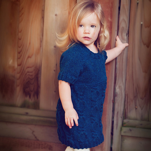 Ravelry: Knitted Tunic for Girls - Ocean pattern by Kyoko Nakayoshi