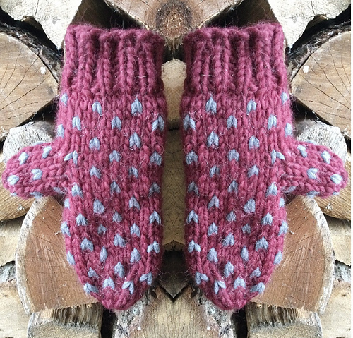 Ravelry: Big Snowy Mittens pattern by Claudia Krisniski