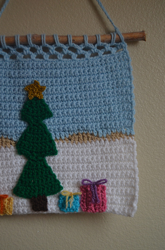 Ravelry: Christmas Wall Hanging pattern by Rachel Counts