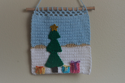 Ravelry: Christmas Wall Hanging pattern by Rachel Counts