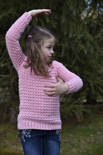 Ravelry: Heidi Sweater pattern by Rachel Counts