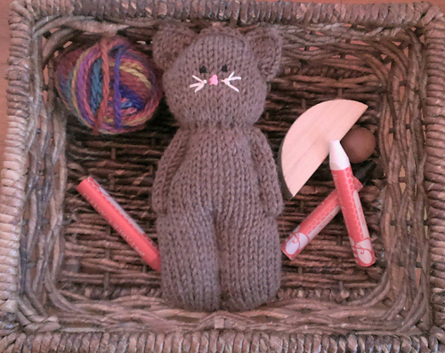Ravelry: Charlie Bear pattern by Apropos of Knitting