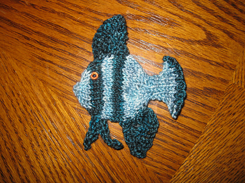 Ravelry: Angelfish pattern by Jessica Polka