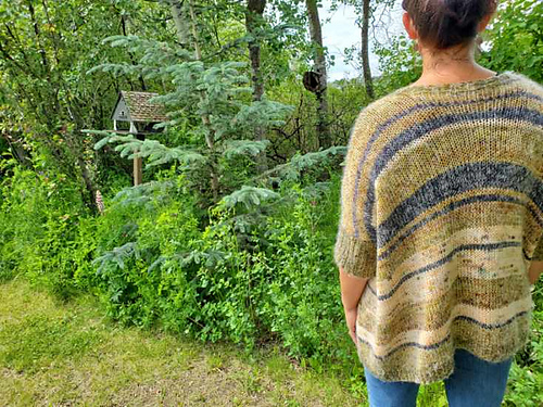 Ravelry: Simple Hug Cardi pattern by Cozy Up Knits
