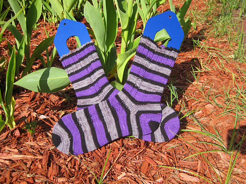 Ravelry: Tramlines socks pattern by Maria Higgs