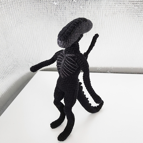 Ravelry: Alien Xenomorph pattern by Gabriela Krasteva