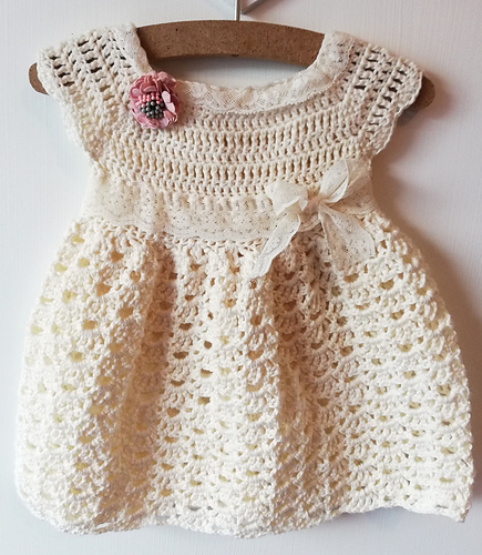 Ravelry: Robe pour bébé au crochet pattern by Crafted Land of Poetry