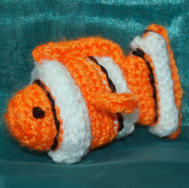 Ravelry: Clownfish pattern by Gina Alton