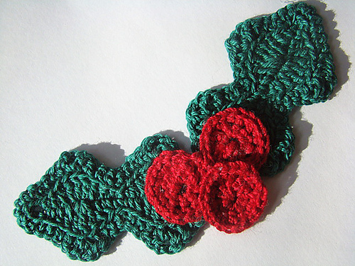 Ravelry: Holly Berry Applique pattern by Esther Leavitt