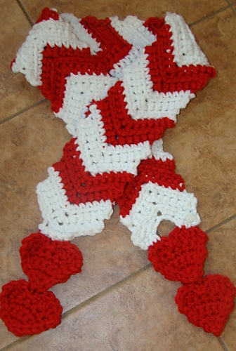 Ravelry: Valentine Scarf pattern by Esther Leavitt