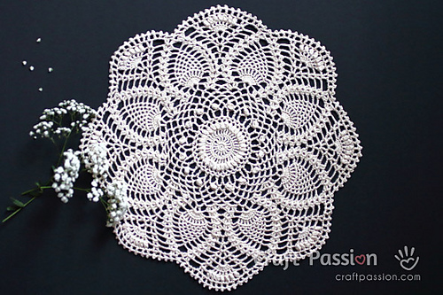 Ravelry: Pineapple Doily pattern by Joanne Loh