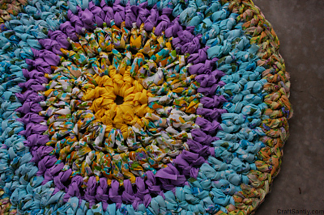 Ravelry: CraftSanity Round Rag Rug pattern by Jennifer Ackerman-Haywood