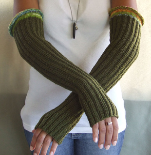Ravelry: Taylored Opera Length Arm Warmers pattern by Snezana Slavkoski