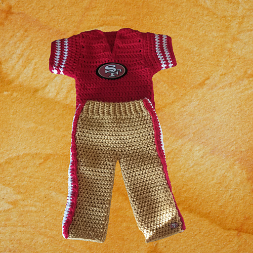 Ravelry: Football Jersey and Pants pattern by DWC