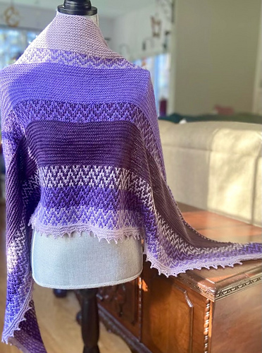 Ravelry: Wrapsody pattern by Chic and Regal Knits