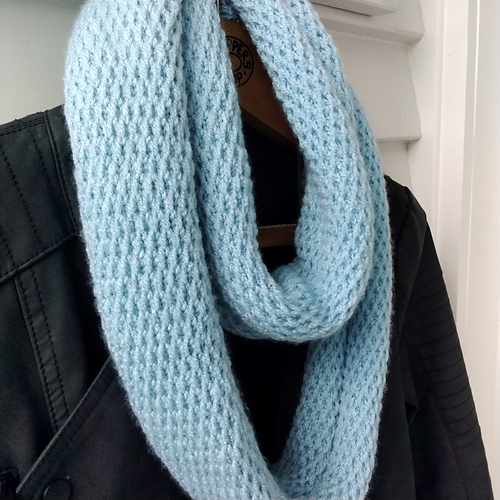 Ravelry: Easy Self-rolling Cowl in Two Lengths pattern by Jenny Ryan
