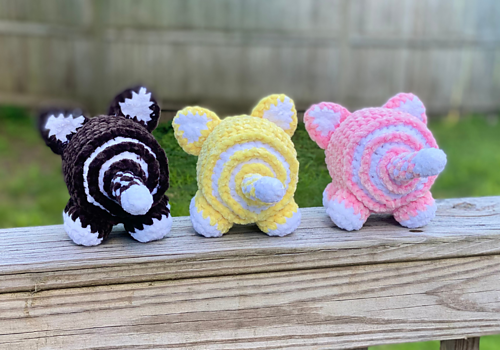 Ravelry: Swiss Roll Cat pattern by Crafty Kitty Crochet