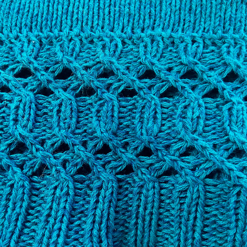 Ravelry: Cerna pattern by Joanna Ignatius
