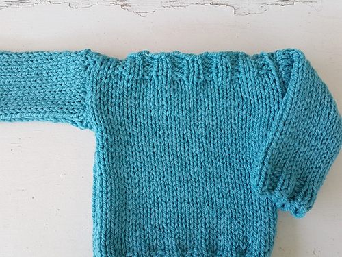 Ravelry: Easy Newborn Sweater pattern by Crafty Stuff Baby Knits
