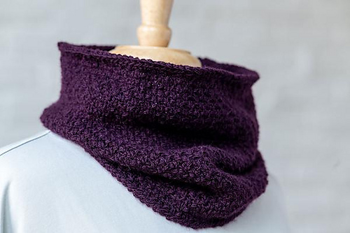 Ravelry: Seeded Cowl pattern by Craig Rosenfeld