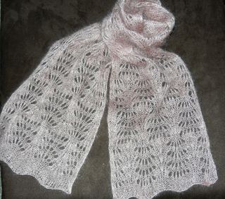 Ravelry: Ostrich Plumes Scarf pattern by Toni Sutton