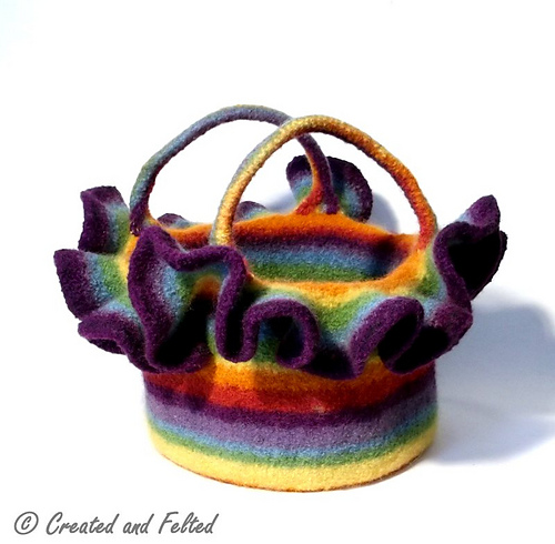 Ravelry: Rainbow Stripe Felt Market Bag pattern by Claire Fairall Designs