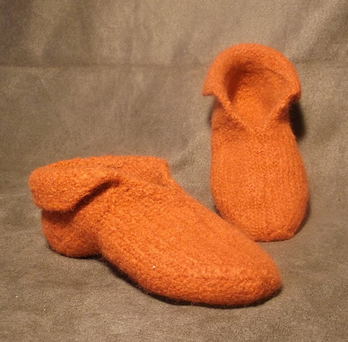 Ravelry: Felt Slippers pattern by Claire Fairall Designs