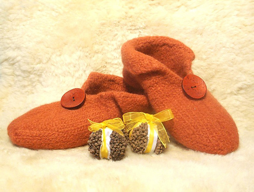 Ravelry: Felt Slippers pattern by Claire Fairall Designs