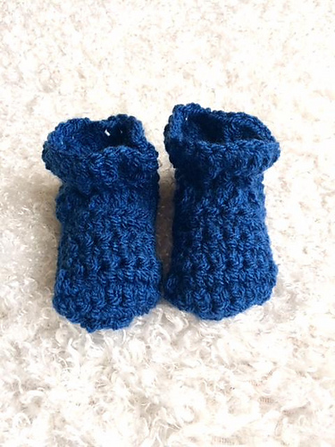 Ravelry: Gingham Noggin and Toes Set pattern by Sheila Zachariae