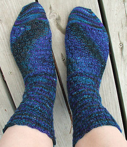 Ravelry: Alternating 2x2 Rib pattern by Charlene Schurch