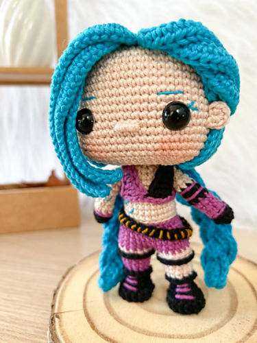 Ravelry: Jinx (League of Legends) pattern by Bianca Santos