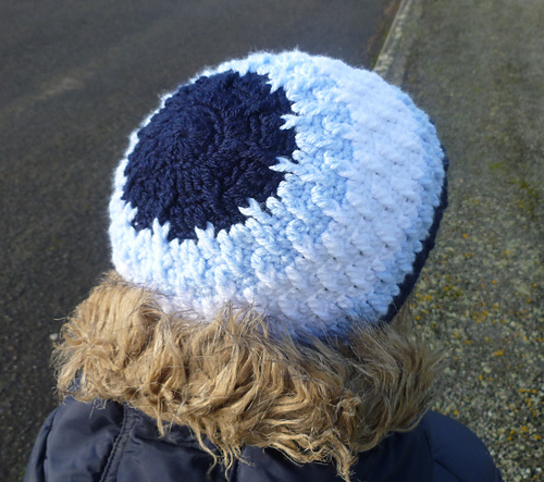 Ravelry: Wavy hat pattern by Luba Davies