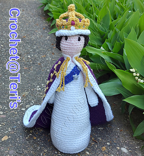Ravelry: HRH Queen Elizabeth II pattern by Crochet at Teri's