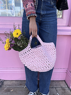 Ravelry: Melrose Bag pattern by Crochet by EEP