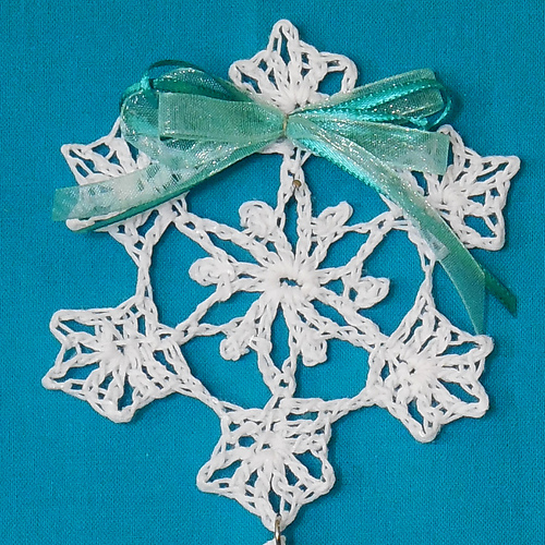 Ravelry: Small Snowflake pattern by Kathryn A. Clark