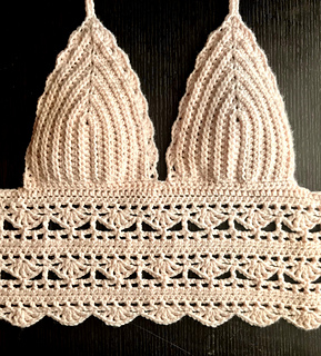 Ravelry: Crop Top with Triangle Cups, Shell Detailing pattern by ...